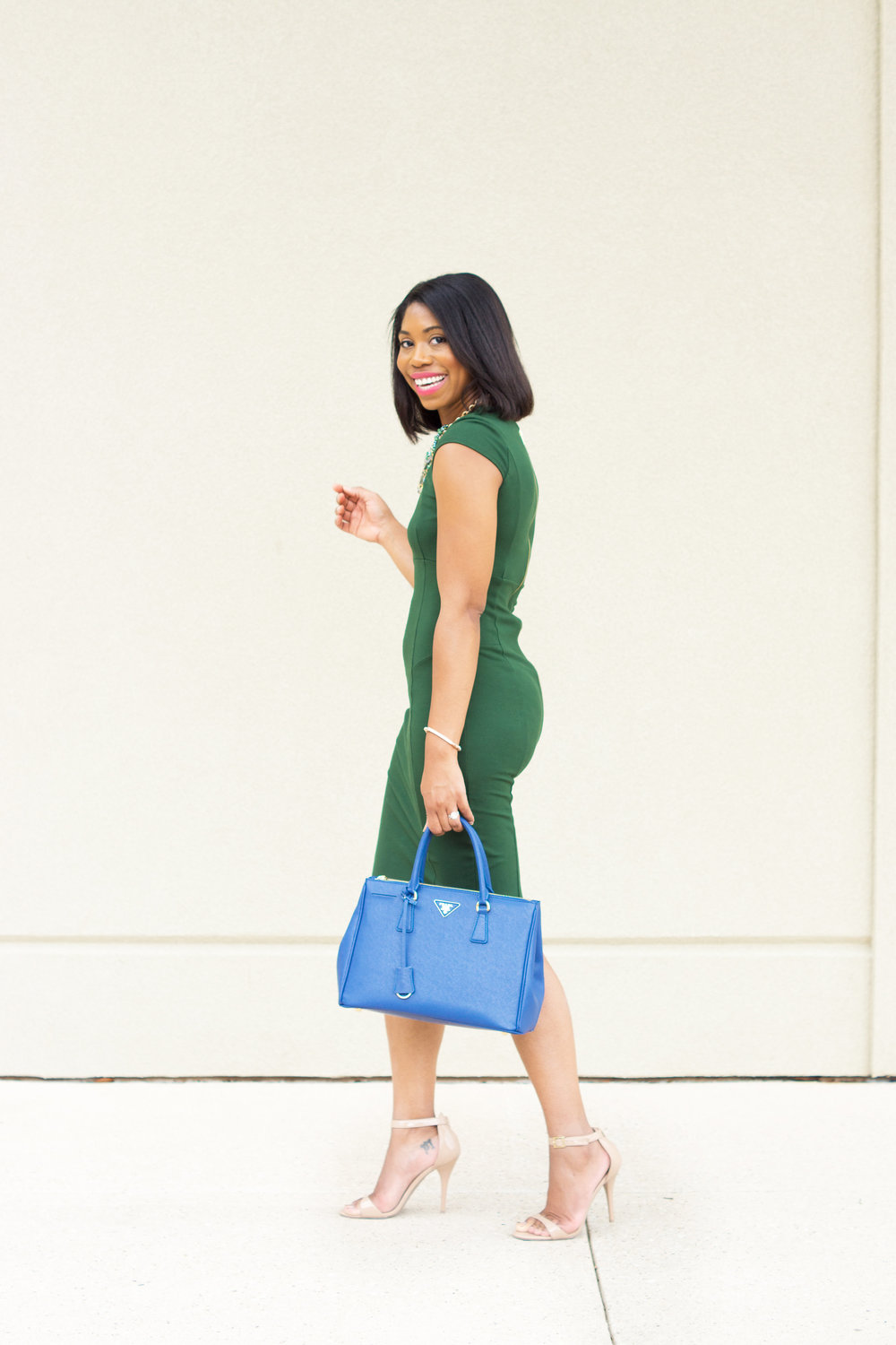 The Best Bodycon Dress For Women With Curves (A Booty)